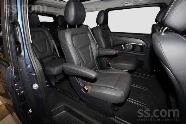 Blue Mercedes-Benz V 300 2024 in Riga, with an engine capacity of 2.00 L and mileage of 7 thousand km for 87950 €, photo 8 on AUTOMOTO.COM.LV