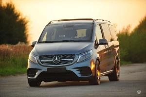 Grey Mercedes-Benz V 300 2019 in Kaunas, with an engine capacity of 1.95 L and mileage of 305 thousand km for 34990 €, photo 3 on AUTOMOTO.COM.LV