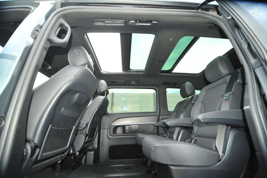Grey Mercedes-Benz V 300 2019 in Kaunas, with an engine capacity of 1.95 L and mileage of 305 thousand km for 34990 €, photo 18 on AUTOMOTO.COM.LV