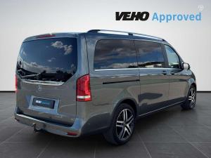 Pelēks Mercedes-Benz V 300 2022 Kauņa, ar dzinēja tilpumu 0.00 L un nobraukumu 133 tūkst. km par 51900 €, foto 3 vietnē AUTOMOTO.COM.LV
