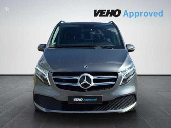 Pelēks Mercedes-Benz V 300 2022 Kauņa, ar dzinēja tilpumu 0.00 L un nobraukumu 133 tūkst. km par 51900 €, foto 4 vietnē AUTOMOTO.COM.LV