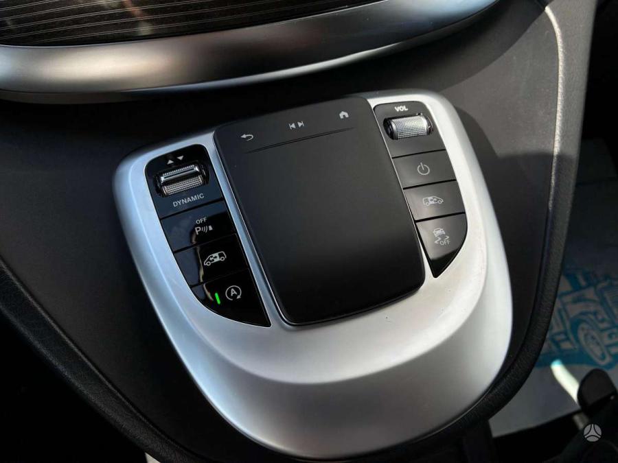 Pelēks Mercedes-Benz V 300 2022 Kauņa, ar dzinēja tilpumu 0.00 L un nobraukumu 133 tūkst. km par 51900 €, foto 20 vietnē AUTOMOTO.COM.LV
