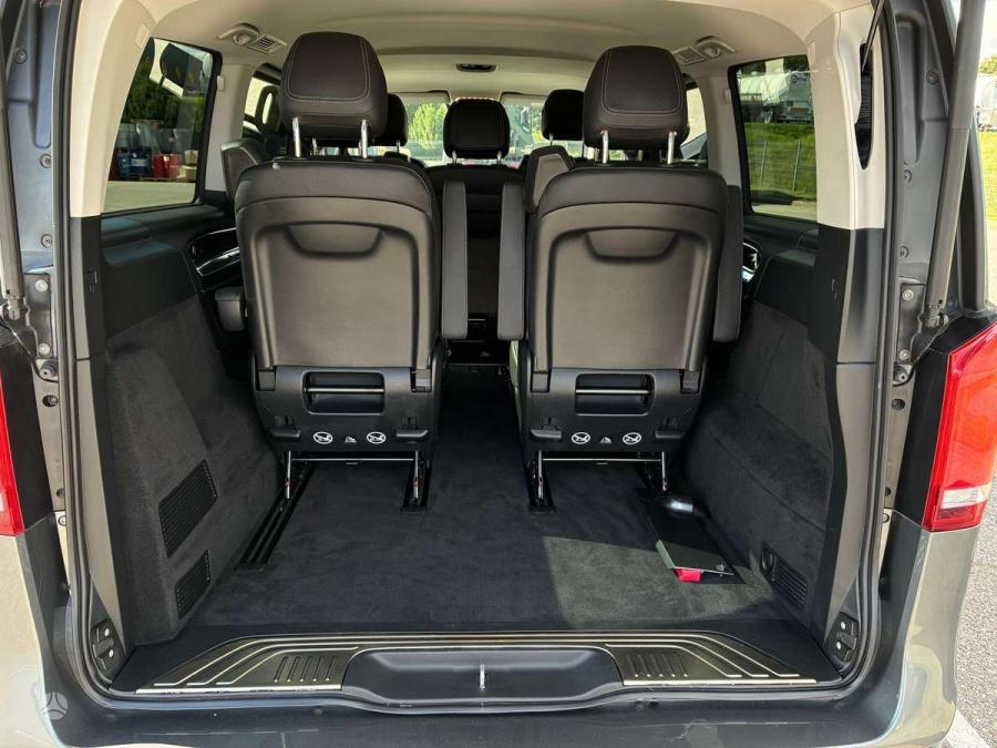 Pelēks Mercedes-Benz V 300 2022 Kauņa, ar dzinēja tilpumu 0.00 L un nobraukumu 133 tūkst. km par 51900 €, foto 28 vietnē AUTOMOTO.COM.LV