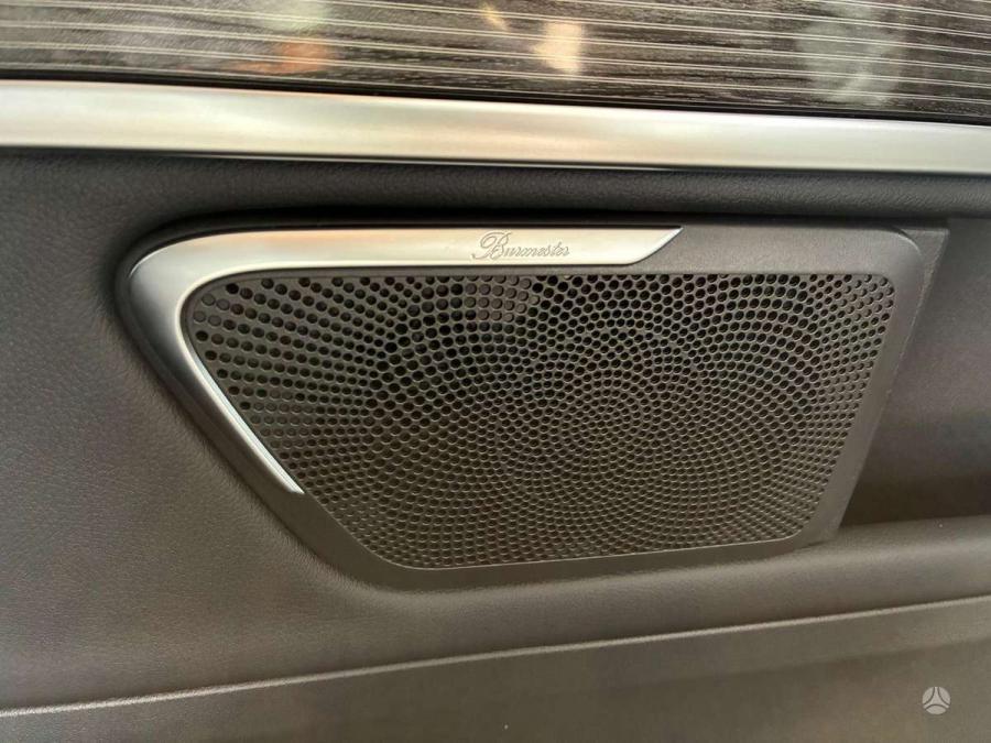 Pelēks Mercedes-Benz V 300 2022 Kauņa, ar dzinēja tilpumu 0.00 L un nobraukumu 133 tūkst. km par 51900 €, foto 29 vietnē AUTOMOTO.COM.LV