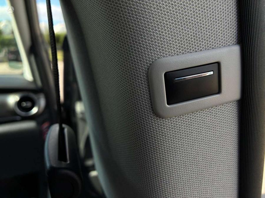 Pelēks Mercedes-Benz V 300 2022 Kauņa, ar dzinēja tilpumu 0.00 L un nobraukumu 133 tūkst. km par 51900 €, foto 30 vietnē AUTOMOTO.COM.LV
