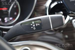 Pelēks Mercedes-Benz V 300 2019 Kuldīga, ar dzinēja tilpumu 2.00 L un nobraukumu 0 tūkst. km par 39900 €, foto 13 vietnē AUTOMOTO.COM.LV