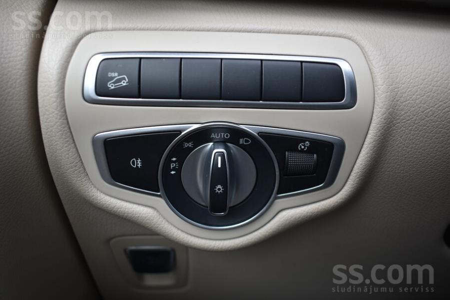 Pelēks Mercedes-Benz V 300 2019 Kuldīga, ar dzinēja tilpumu 2.00 L un nobraukumu 0 tūkst. km par 39900 €, foto 21 vietnē AUTOMOTO.COM.LV