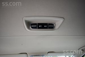 Pelēks Mercedes-Benz V 300 2019 Kuldīga, ar dzinēja tilpumu 2.00 L un nobraukumu 0 tūkst. km par 39900 €, foto 25 vietnē AUTOMOTO.COM.LV