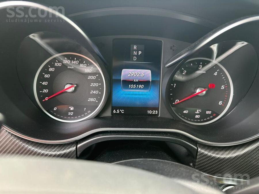 Pelēks Mercedes-Benz V 300 2022 Rīga, ar dzinēja tilpumu 3.00 L un nobraukumu 106 tūkst. km par 47500 €, foto 9 vietnē AUTOMOTO.COM.LV