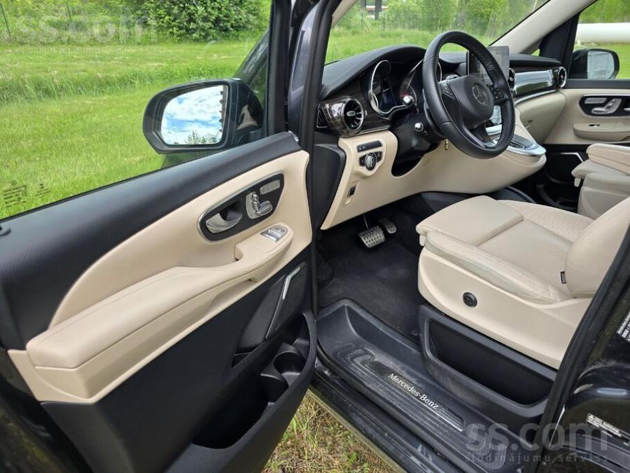 Grey Mercedes-Benz V 300 2023 in Riga, with an engine capacity of 2.00 L and mileage of 62 thousand km for 73000 €, photo 6 on AUTOMOTO.COM.LV