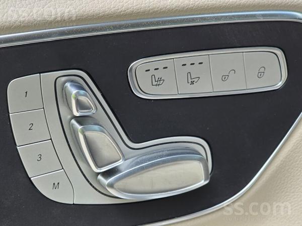 Grey Mercedes-Benz V 300 2023 in Riga, with an engine capacity of 2.00 L and mileage of 62 thousand km for 73000 €, photo 10 on AUTOMOTO.COM.LV