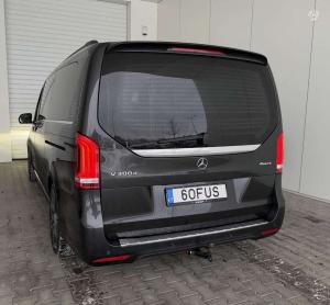 Grey Mercedes-Benz V 300 2019 in Vilnius, with an engine capacity of 1.95 L and mileage of 123 thousand km for 38900 €, photo 3 on AUTOMOTO.COM.LV