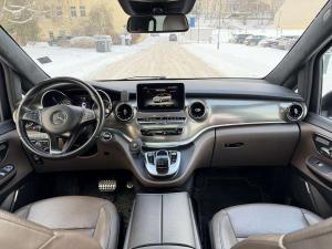 Pelēks Mercedes-Benz V 300 2019 Viļņa, ar dzinēja tilpumu 1.95 L un nobraukumu 124 tūkst. km par 47500 €, foto 3 vietnē AUTOMOTO.COM.LV