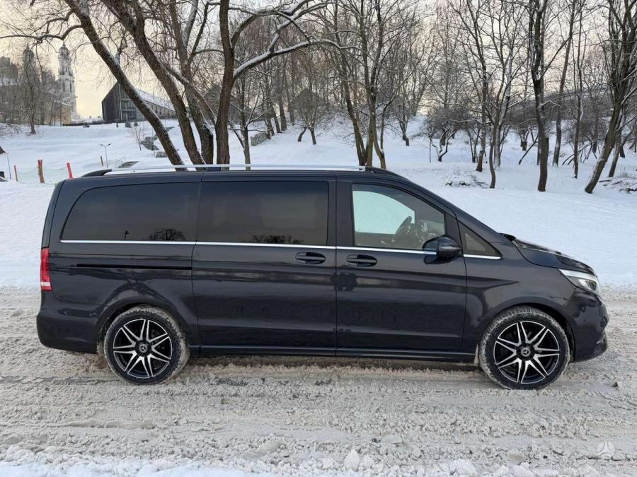 Pelēks Mercedes-Benz V 300 2019 Viļņa, ar dzinēja tilpumu 1.95 L un nobraukumu 124 tūkst. km par 47500 €, foto 16 vietnē AUTOMOTO.COM.LV