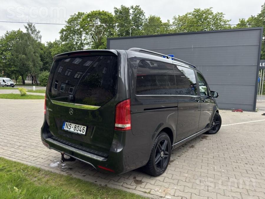 Grey Mercedes-Benz V 300 2019 in Riga, with an engine capacity of 2.00 L and mileage of 160 thousand km for 40000 €, photo 4 on AUTOMOTO.COM.LV