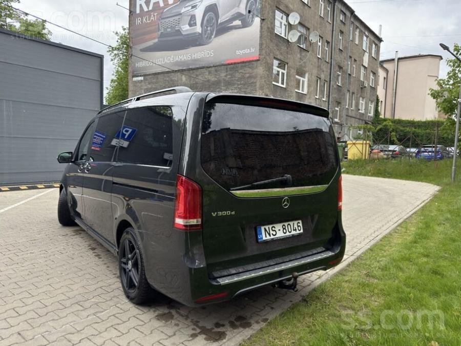 Grey Mercedes-Benz V 300 2019 in Riga, with an engine capacity of 2.00 L and mileage of 160 thousand km for 40000 €, photo 5 on AUTOMOTO.COM.LV