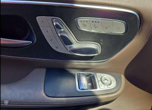 Grey Mercedes-Benz V 300 2020 in Klaipeda, with an engine capacity of 1.95 L and mileage of 111 thousand km for 23700 €, photo 10 on AUTOMOTO.COM.LV
