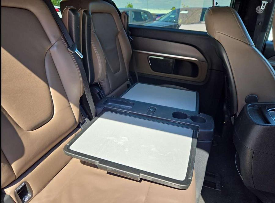 Grey Mercedes-Benz V 300 2020 in Klaipeda, with an engine capacity of 1.95 L and mileage of 111 thousand km for 23700 €, photo 12 on AUTOMOTO.COM.LV