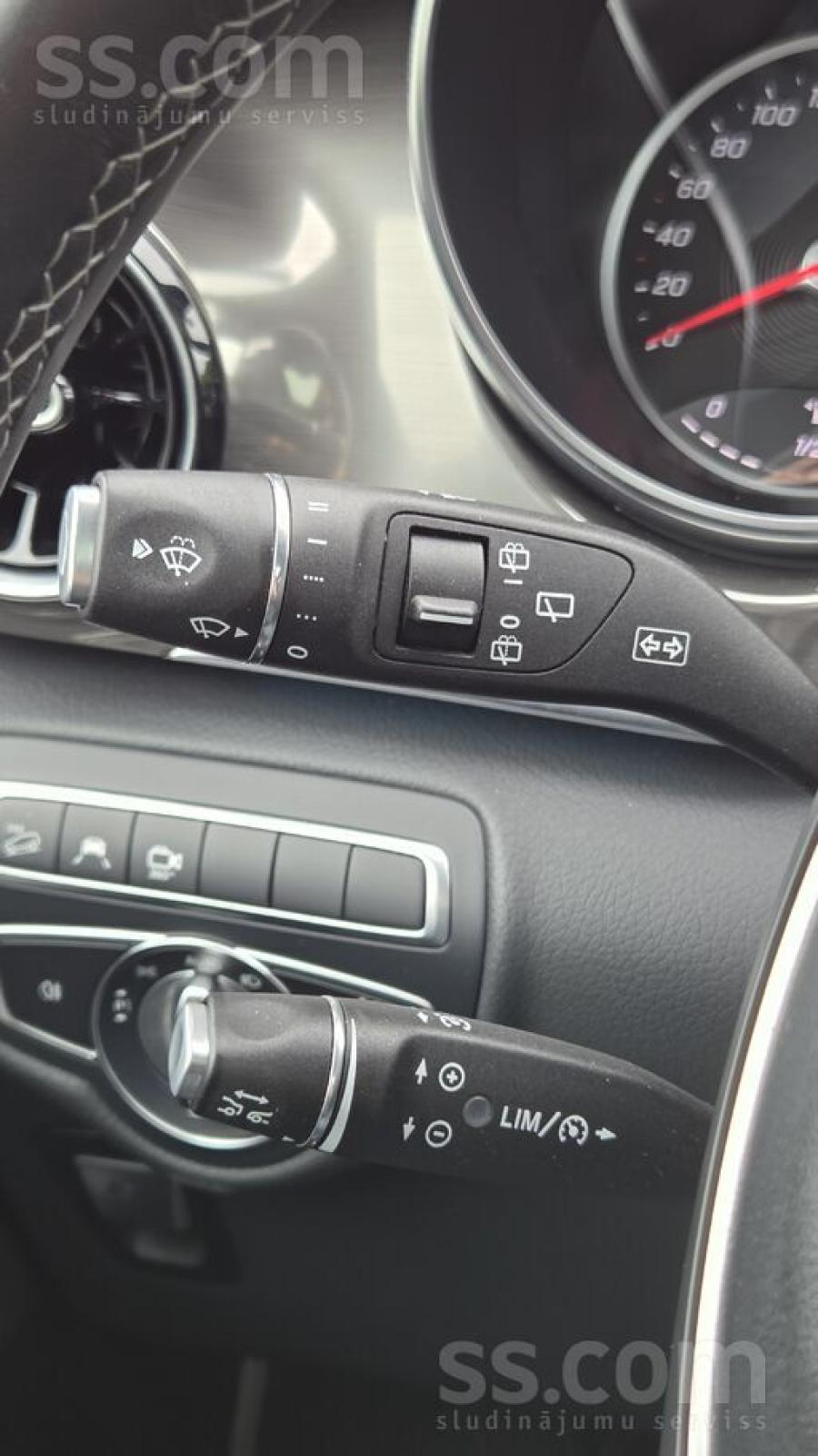 Pelēks Mercedes-Benz V 300 2021 Rīga, ar dzinēja tilpumu 2.00 L un nobraukumu 92 tūkst. km par 59900 €, foto 16 vietnē AUTOMOTO.COM.LV