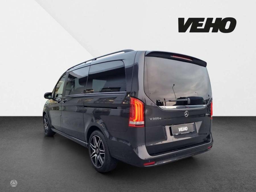 Серый Мерседес В 300 2023 в Клайпеда, объемом двигателя 1.95 л и пробегом 98 тыс. км за 59000 €, фото 4 на AUTOMOTO.COM.LV