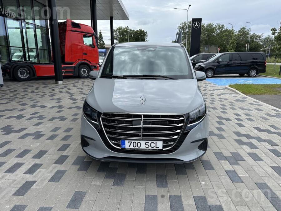 Pelēks Mercedes-Benz V 300 2025 Rīga, ar dzinēja tilpumu 2.00 L un nobraukumu 17 tūkst. km par 103900 €, foto 3 vietnē AUTOMOTO.COM.LV
