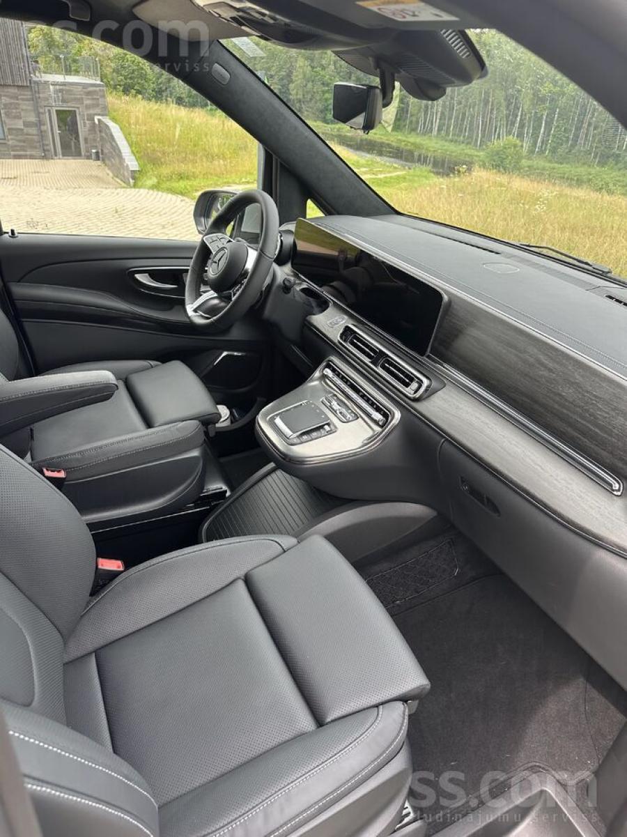 Pelēks Mercedes-Benz V 300 2025 Rīga, ar dzinēja tilpumu 2.00 L un nobraukumu 17 tūkst. km par 103900 €, foto 8 vietnē AUTOMOTO.COM.LV