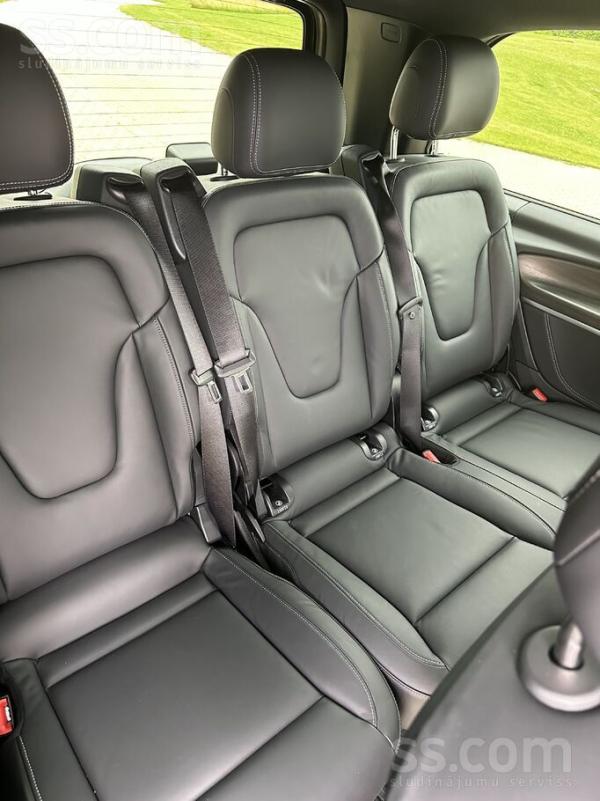 Pelēks Mercedes-Benz V 300 2025 Rīga, ar dzinēja tilpumu 2.00 L un nobraukumu 17 tūkst. km par 103900 €, foto 9 vietnē AUTOMOTO.COM.LV