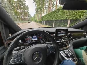 Красный Мерседес В 300 2019 в Рига, объемом двигателя 2.00 л и пробегом 70 тыс. км за 40000 €, фото 10 на AUTOMOTO.COM.LV