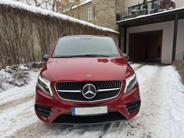 Red Mercedes-Benz V 300 2020 in Vilnius, with an engine capacity of 1.95 L and mileage of 124 thousand km for 49999 €, photo 3 on AUTOMOTO.COM.LV