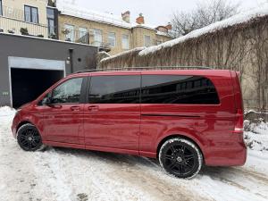 Sarkans Mercedes-Benz V 300 2020 Viļņa, ar dzinēja tilpumu 1.95 L un nobraukumu 124 tūkst. km par 49999 €, foto 8 vietnē AUTOMOTO.COM.LV