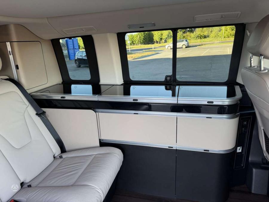 White Mercedes-Benz V 300 2020 in Palanga, with an engine capacity of 2.00 L and mileage of 148 thousand km for 51900 €, photo 30 on AUTOMOTO.COM.LV