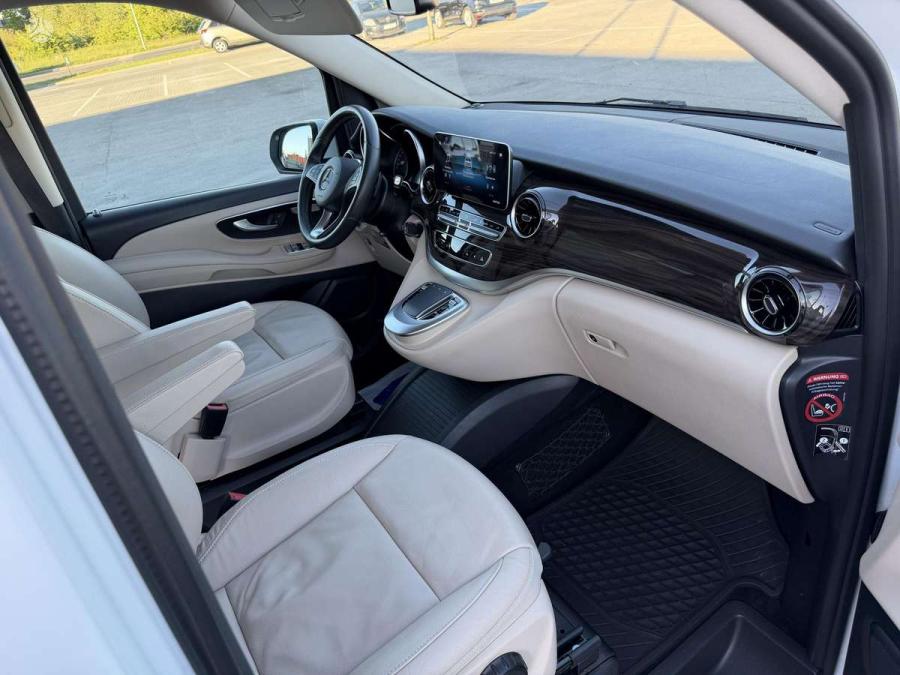 White Mercedes-Benz V 300 2020 in Palanga, with an engine capacity of 2.00 L and mileage of 148 thousand km for 51900 €, photo 31 on AUTOMOTO.COM.LV