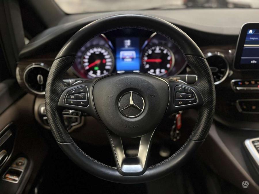 White Mercedes-Benz V 300 2023 in Vilnius, with an engine capacity of 1.95 L and mileage of 72 thousand km for 59000 €, photo 22 on AUTOMOTO.COM.LV