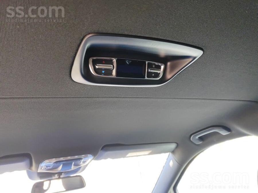 Balts Mercedes-Benz V 300 2021 Jūrmala, ar dzinēja tilpumu 2.00 L un nobraukumu 81 tūkst. km par 36500 €, foto 22 vietnē AUTOMOTO.COM.LV