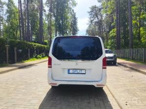 Белый Мерседес В 300 2021 в Юрмала, объемом двигателя 2.00 л и пробегом 81 тыс. км за 36000 €, фото 3 на AUTOMOTO.COM.LV
