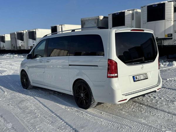 White Mercedes-Benz V 300 2020 in Vilnius, with an engine capacity of 1.95 L and mileage of 92 thousand km for 49450 €, photo 4 on AUTOMOTO.COM.LV