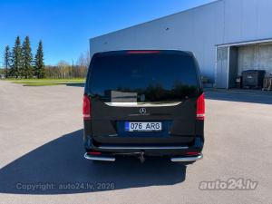Melns Mercedes-Benz V-Class 2014 Tallina, ar dzinēja tilpumu 2.10 L un nobraukumu 262 tūkst. km par 26900 €, foto 5 vietnē AUTOMOTO.COM.LV