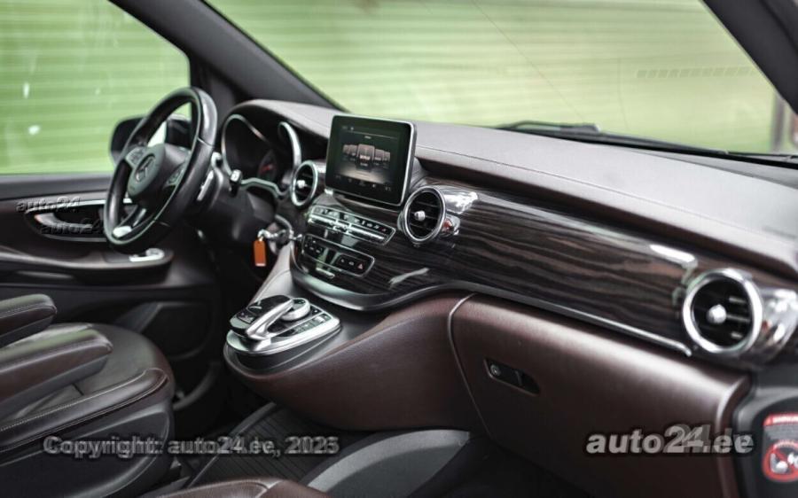 Melns Mercedes-Benz V-Class 2014 Tallina, ar dzinēja tilpumu 2.10 L un nobraukumu 262 tūkst. km par 26900 €, foto 11 vietnē AUTOMOTO.COM.LV