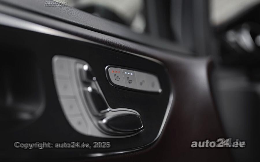 Melns Mercedes-Benz V-Class 2014 Tallina, ar dzinēja tilpumu 2.10 L un nobraukumu 262 tūkst. km par 26900 €, foto 21 vietnē AUTOMOTO.COM.LV