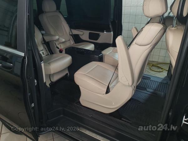 Melns Mercedes-Benz V-Class 2014 Tallina, ar dzinēja tilpumu 2.10 L un nobraukumu 330 tūkst. km par 26300 €, foto 8 vietnē AUTOMOTO.COM.LV