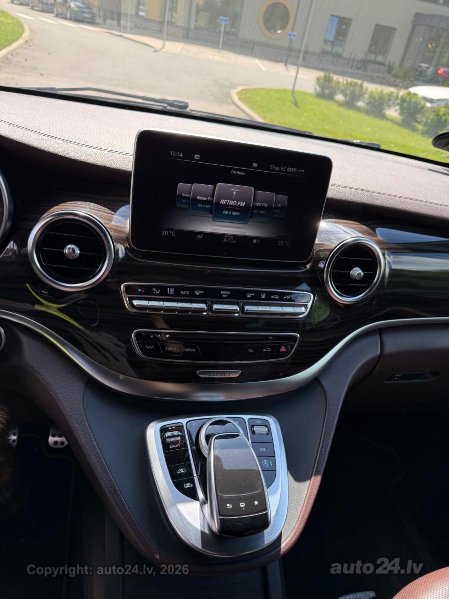 Melns Mercedes-Benz V-Class 2014 Tartu, ar dzinēja tilpumu 2.10 L un nobraukumu 265 tūkst. km par 26999 €, foto 14 vietnē AUTOMOTO.COM.LV