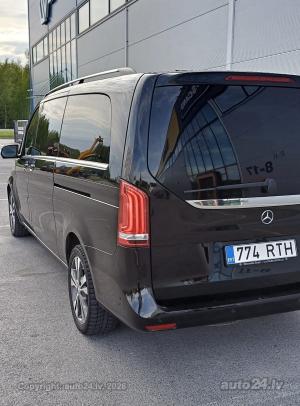 Melns Mercedes-Benz V-Class 2015 Tallina, ar dzinēja tilpumu 2.10 L un nobraukumu 330 tūkst. km par 26900 €, foto 3 vietnē AUTOMOTO.COM.LV