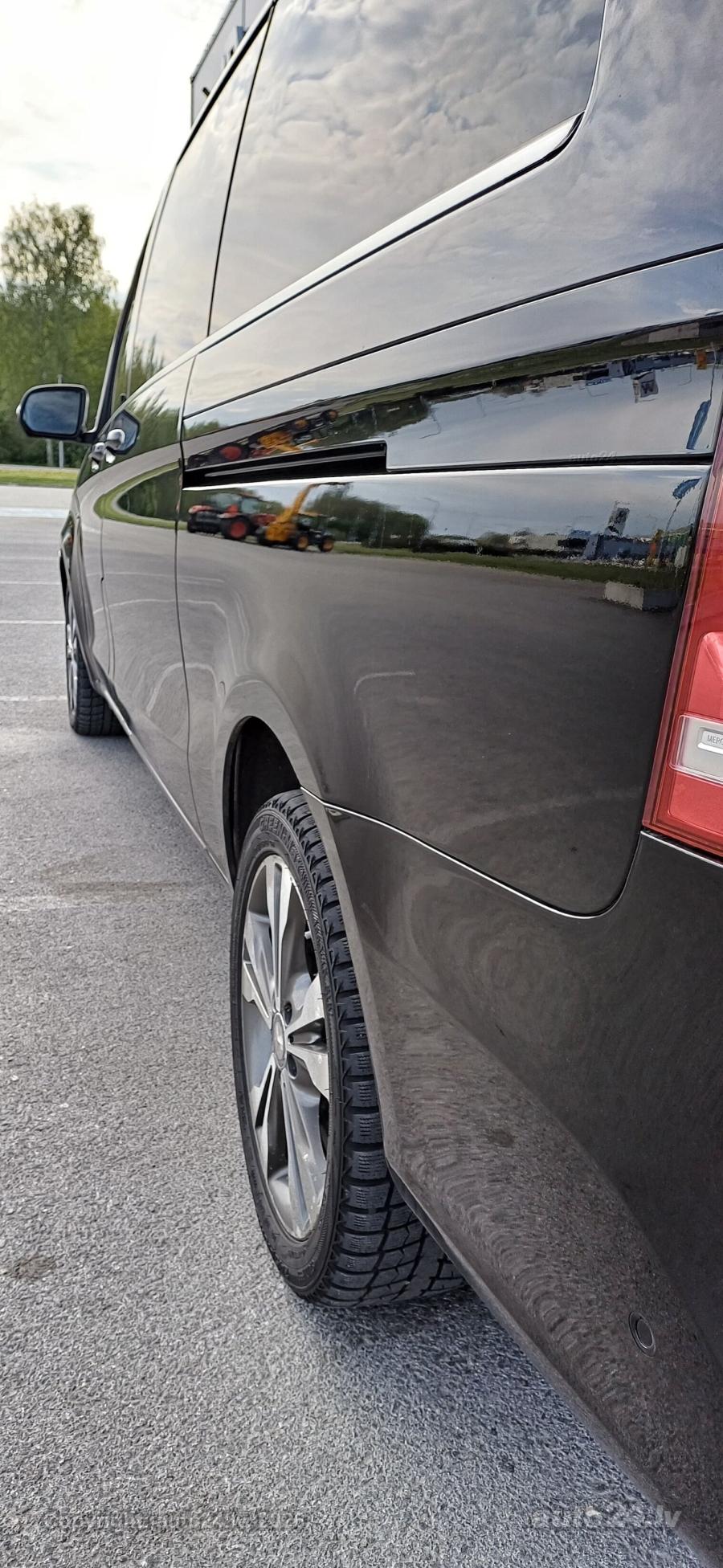Melns Mercedes-Benz V-Class 2015 Tallina, ar dzinēja tilpumu 2.10 L un nobraukumu 330 tūkst. km par 26900 €, foto 7 vietnē AUTOMOTO.COM.LV