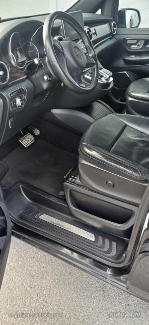 Melns Mercedes-Benz V-Class 2015 Tallina, ar dzinēja tilpumu 2.10 L un nobraukumu 330 tūkst. km par 26900 €, foto 11 vietnē AUTOMOTO.COM.LV