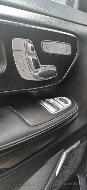 Melns Mercedes-Benz V-Class 2015 Tallina, ar dzinēja tilpumu 2.10 L un nobraukumu 330 tūkst. km par 26900 €, foto 18 vietnē AUTOMOTO.COM.LV