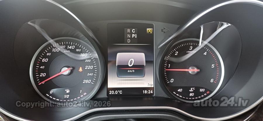 Melns Mercedes-Benz V-Class 2015 Tallina, ar dzinēja tilpumu 2.10 L un nobraukumu 330 tūkst. km par 26900 €, foto 19 vietnē AUTOMOTO.COM.LV