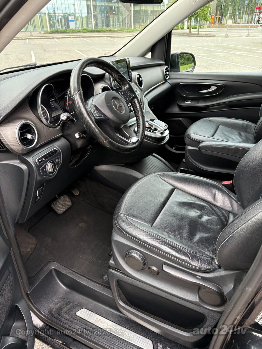 Melns Mercedes-Benz V-Class 2015 Tallina, ar dzinēja tilpumu 2.10 L un nobraukumu 285 tūkst. km par 24000 €, foto 6 vietnē AUTOMOTO.COM.LV