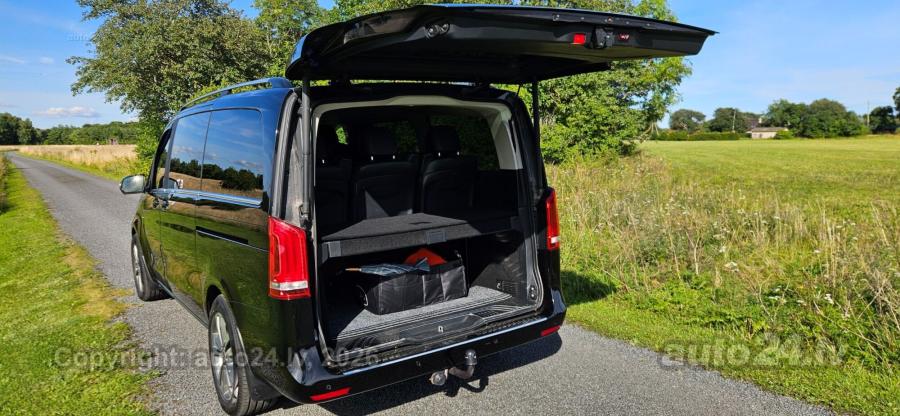 Melns Mercedes-Benz V-Class 2015 Tallina, ar dzinēja tilpumu 2.10 L un nobraukumu 223 tūkst. km par 27900 €, foto 11 vietnē AUTOMOTO.COM.LV