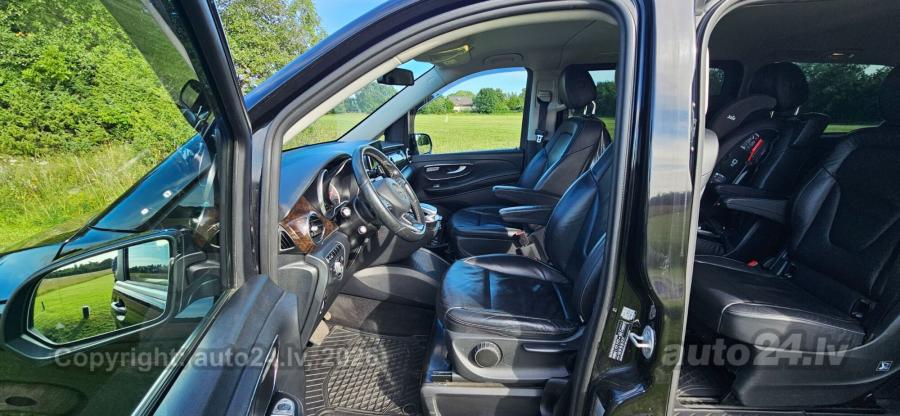 Melns Mercedes-Benz V-Class 2015 Tallina, ar dzinēja tilpumu 2.10 L un nobraukumu 223 tūkst. km par 27900 €, foto 15 vietnē AUTOMOTO.COM.LV