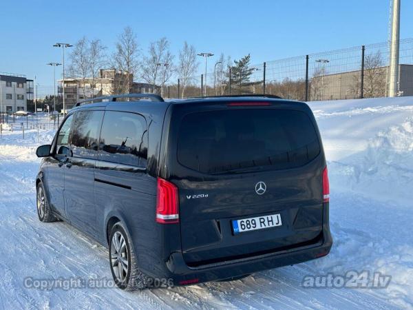 Black Mercedes-Benz V-Class 2016 in Tallinn, with an engine capacity of 2.10 L and mileage of 338 thousand km for 19999 €, photo 6 on AUTOMOTO.COM.LV